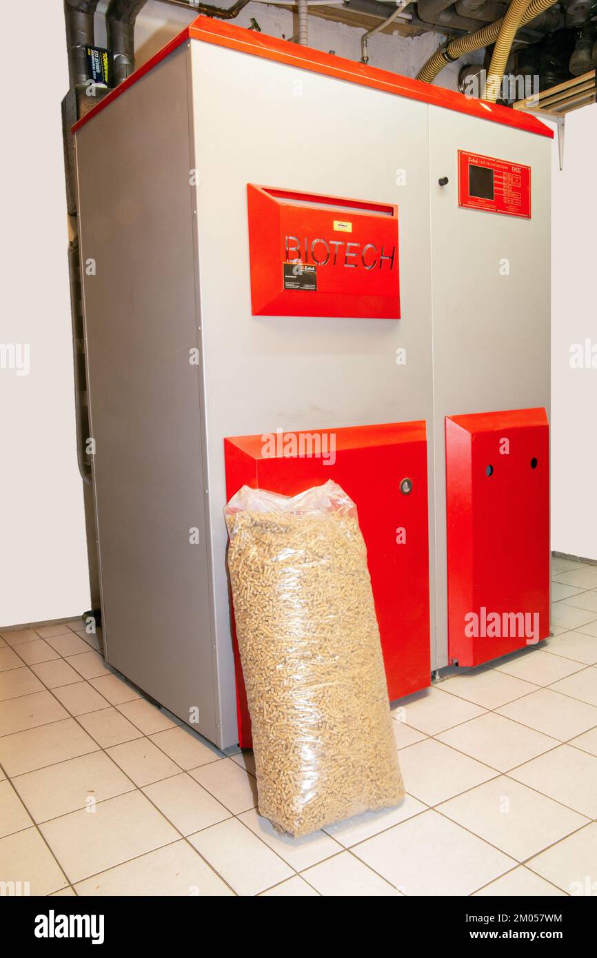 Biotech pellet or wood heating system in the cellar of a detached house ...