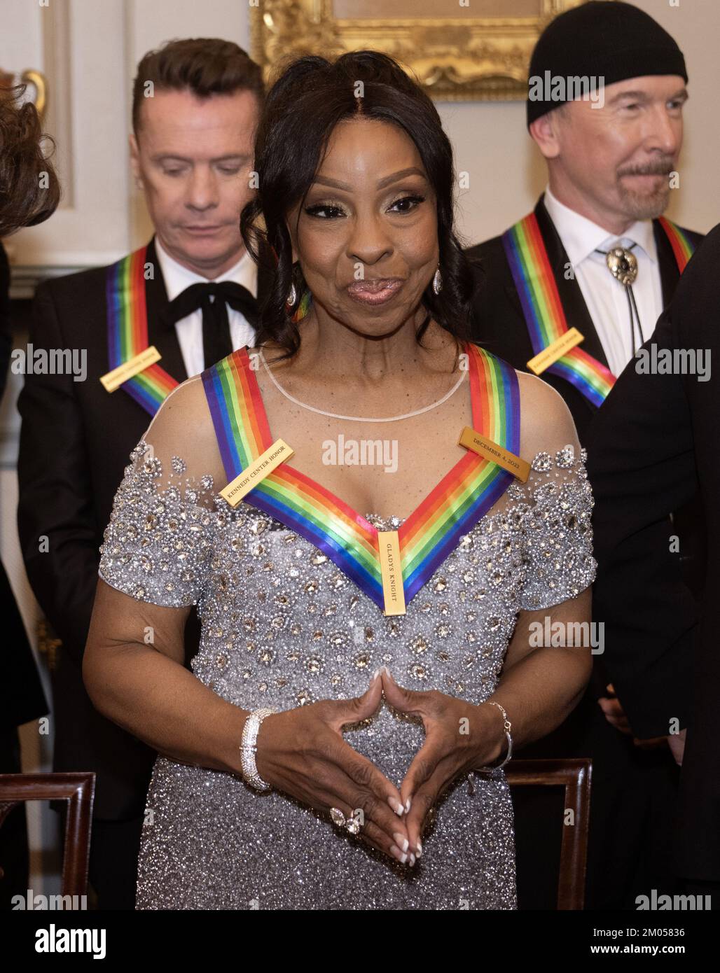 Washington DC, USA. 03rd Dec, 2022. Gladys Knight chats with fellow ...