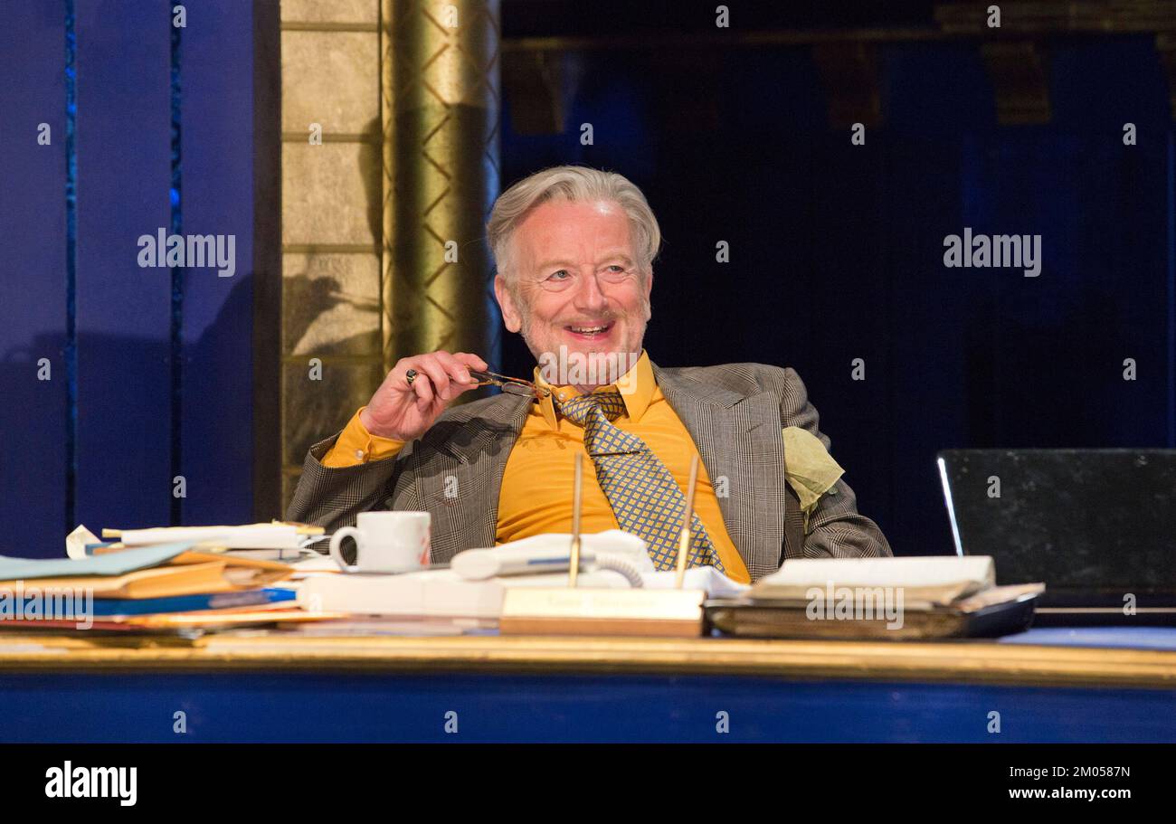 Ian McDiarmid (Shylock) in THE MERCHANT OF VENICE by Shakespeare at the ...