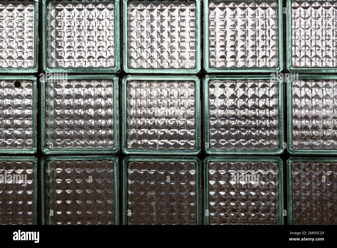 Installation of window blocks hi-res stock photography and images - Alamy