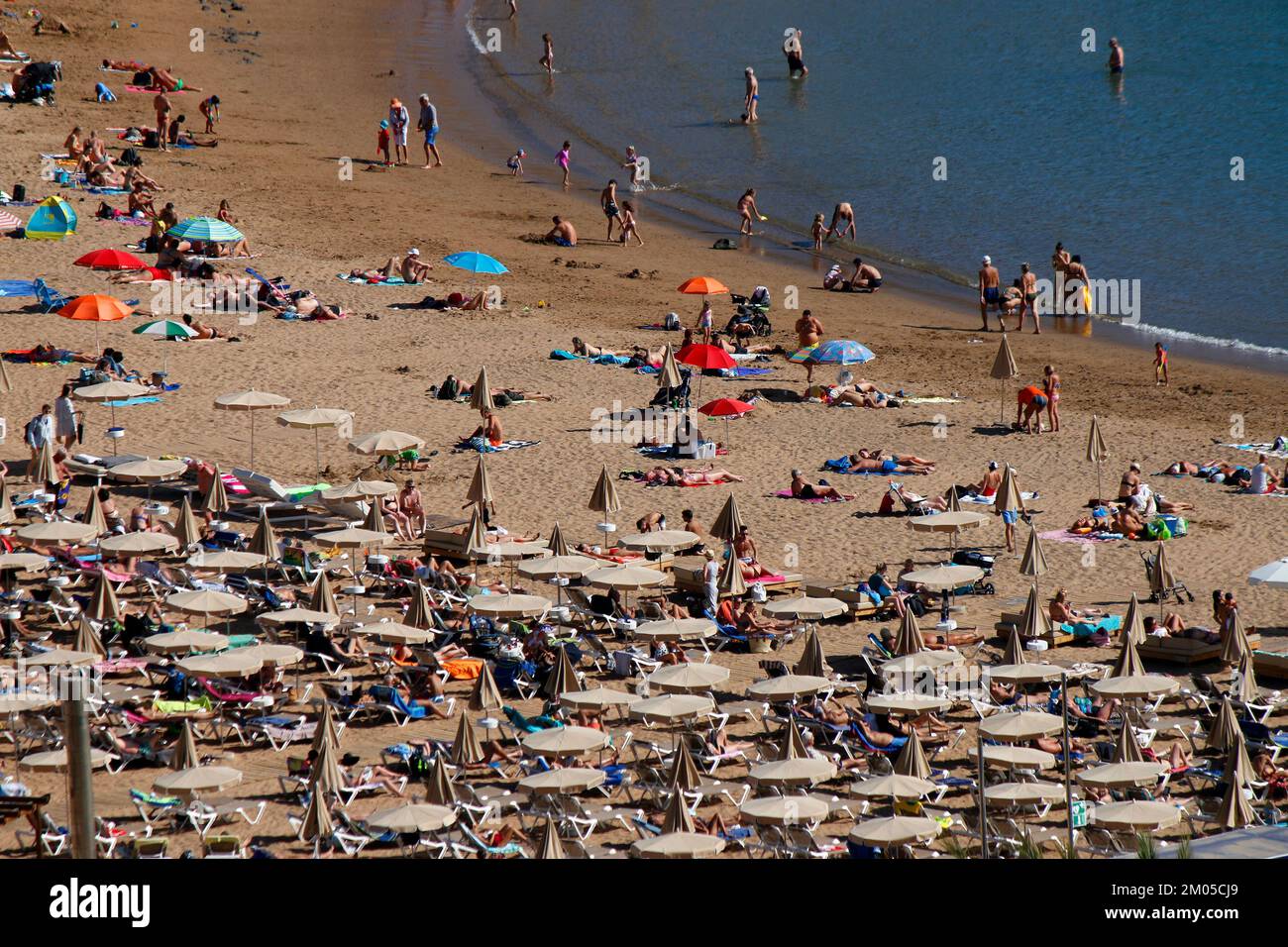 Impressionen: Luftbild, Strand, Puerto de Mogan, Gran Canaria ...
