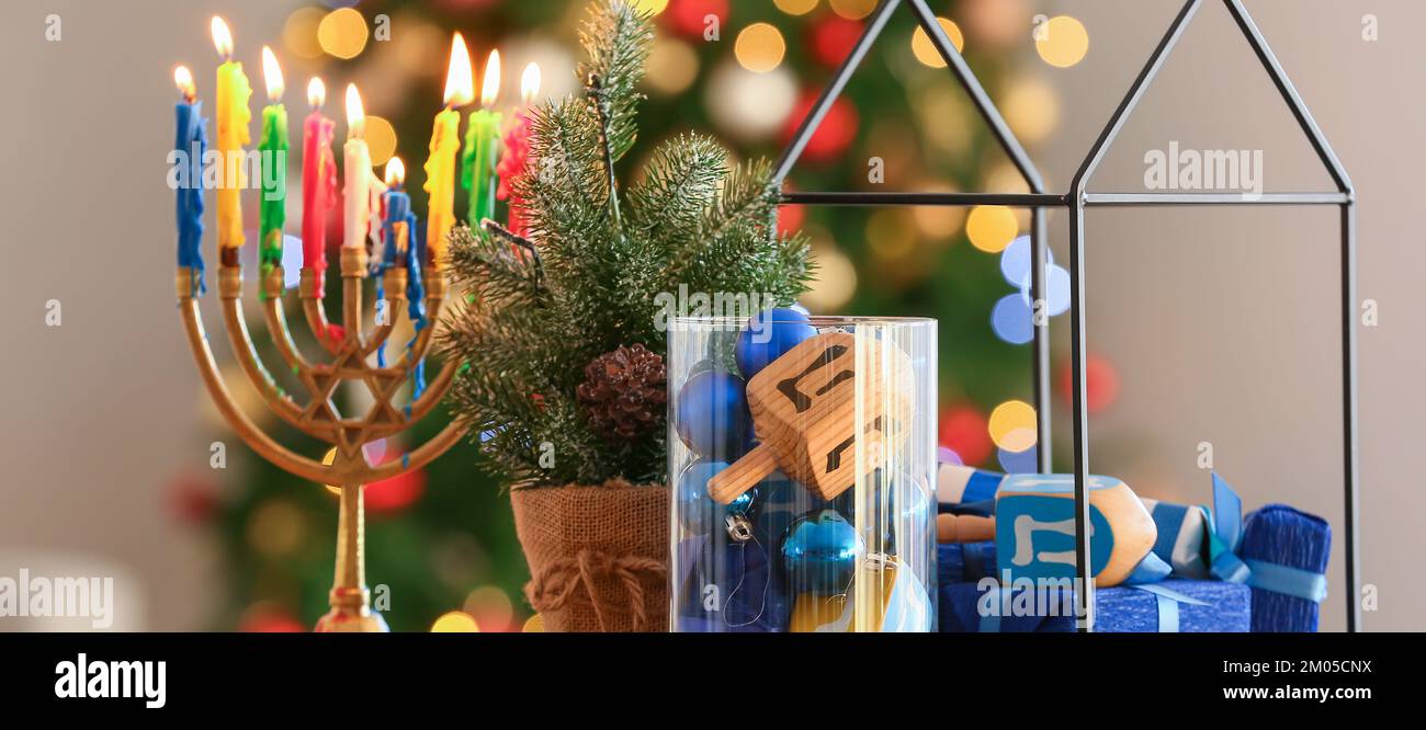 Christmas hannukah decorations hi-res stock photography and images - Alamy