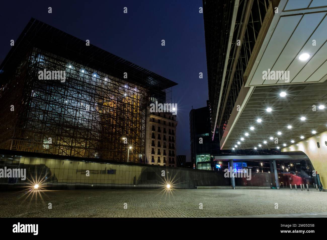 European union council building enlightened | Batiment de bureaux du ...