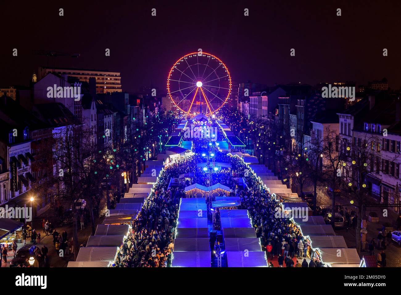 22eme edition des Plaisirs d'hiver au coeur de Bruxelles a la place ...