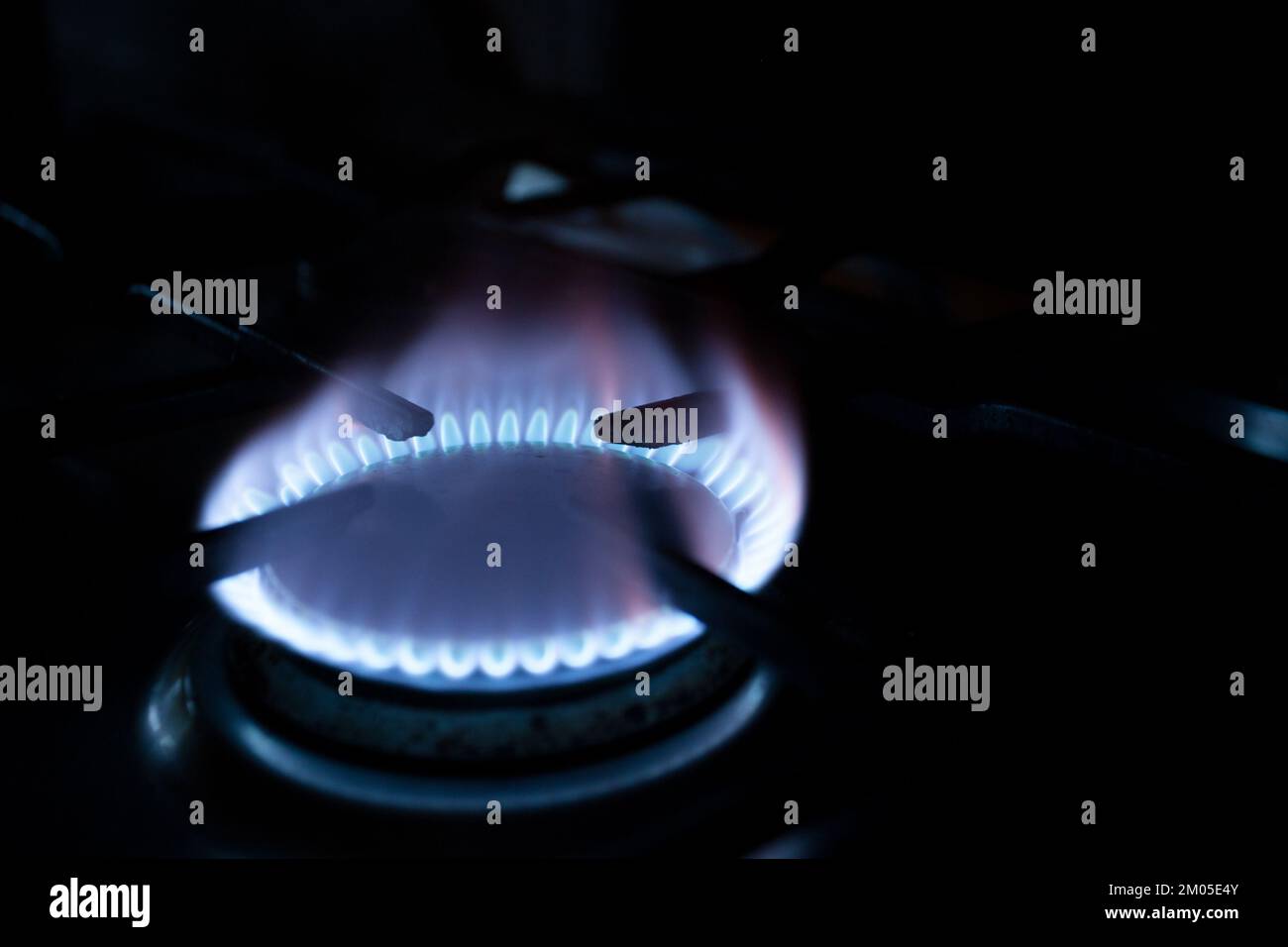 National gas stocks for domestic and industrial use is the main topic ...