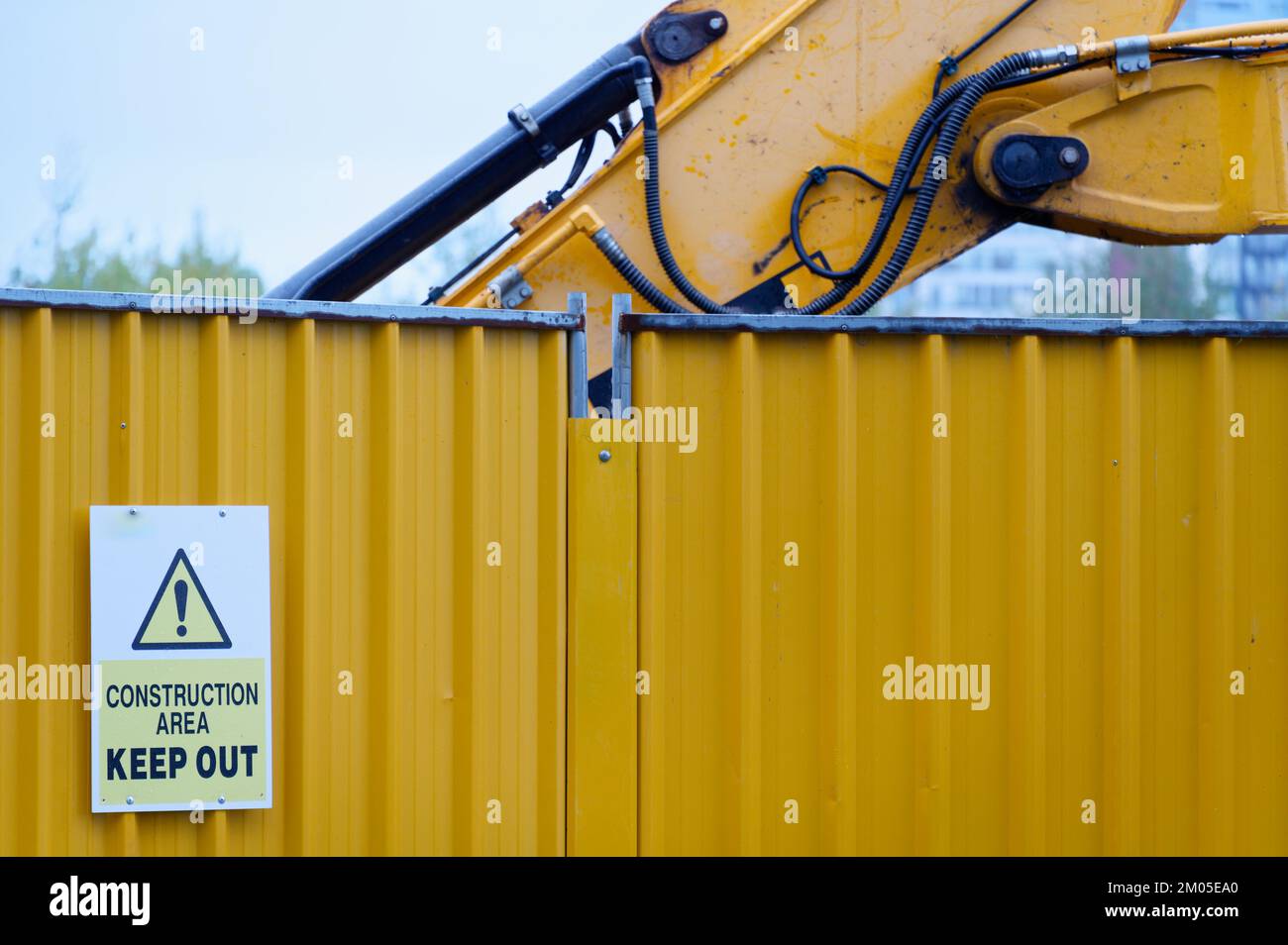 Construction site keep out sign, work access only Stock Photo - Alamy
