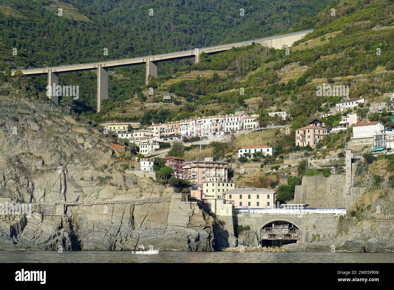 Riomaggiore, Cinque Terre, Liguria, Italy, Europe, UNESCO World ...