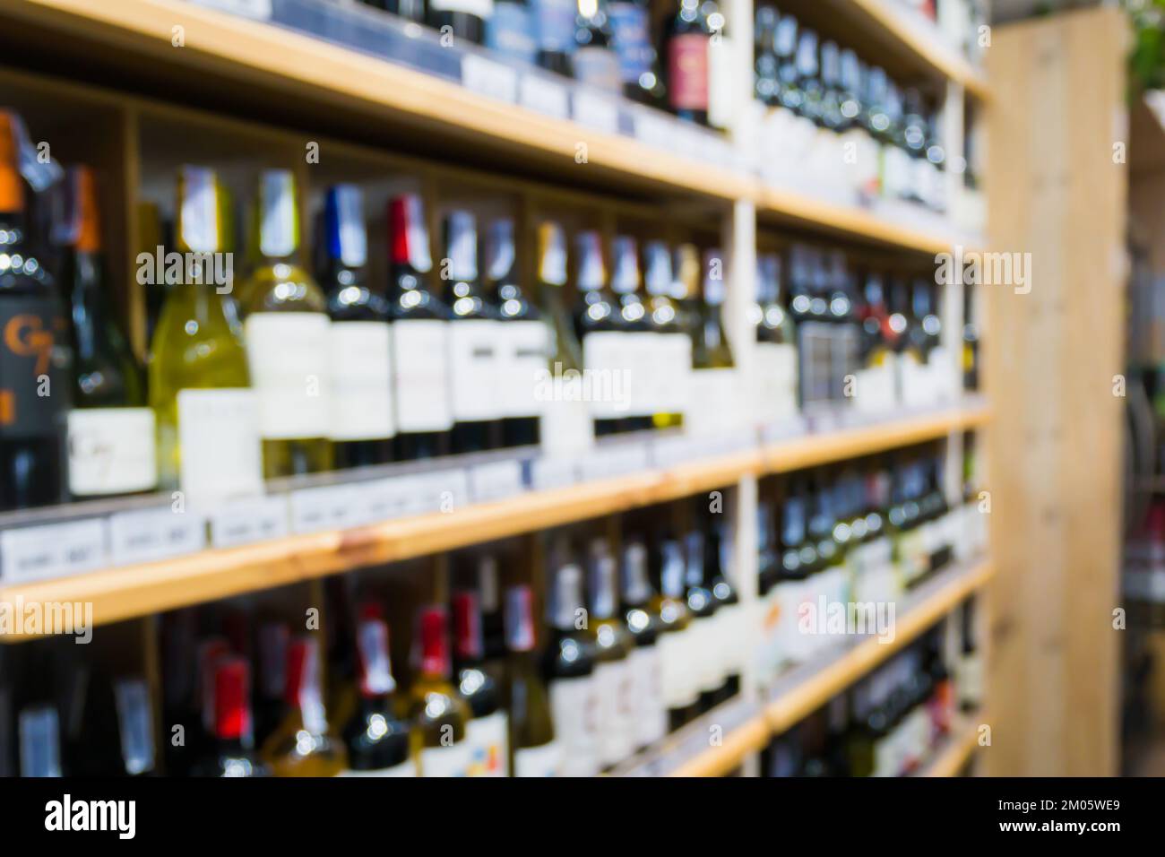 Bar shelves wine bottles hi-res stock photography and images - Alamy