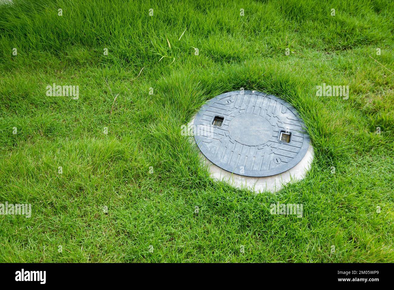 Septic tank underground waste treatment system Stock Photo - Alamy