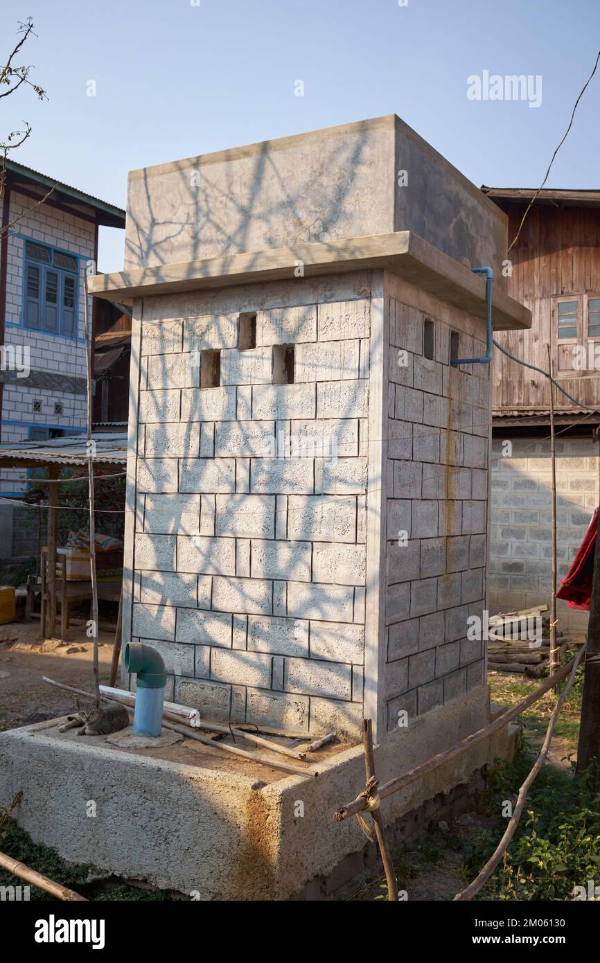 Outside Toilet Inle Lake Myanmar Stock Photo - Alamy