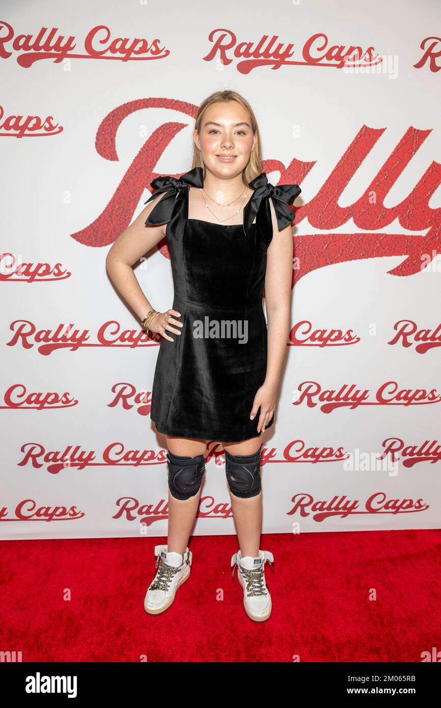 Los Angeles, California, USA. 03rd Dec, 2022. Regan Gross attends Los ...