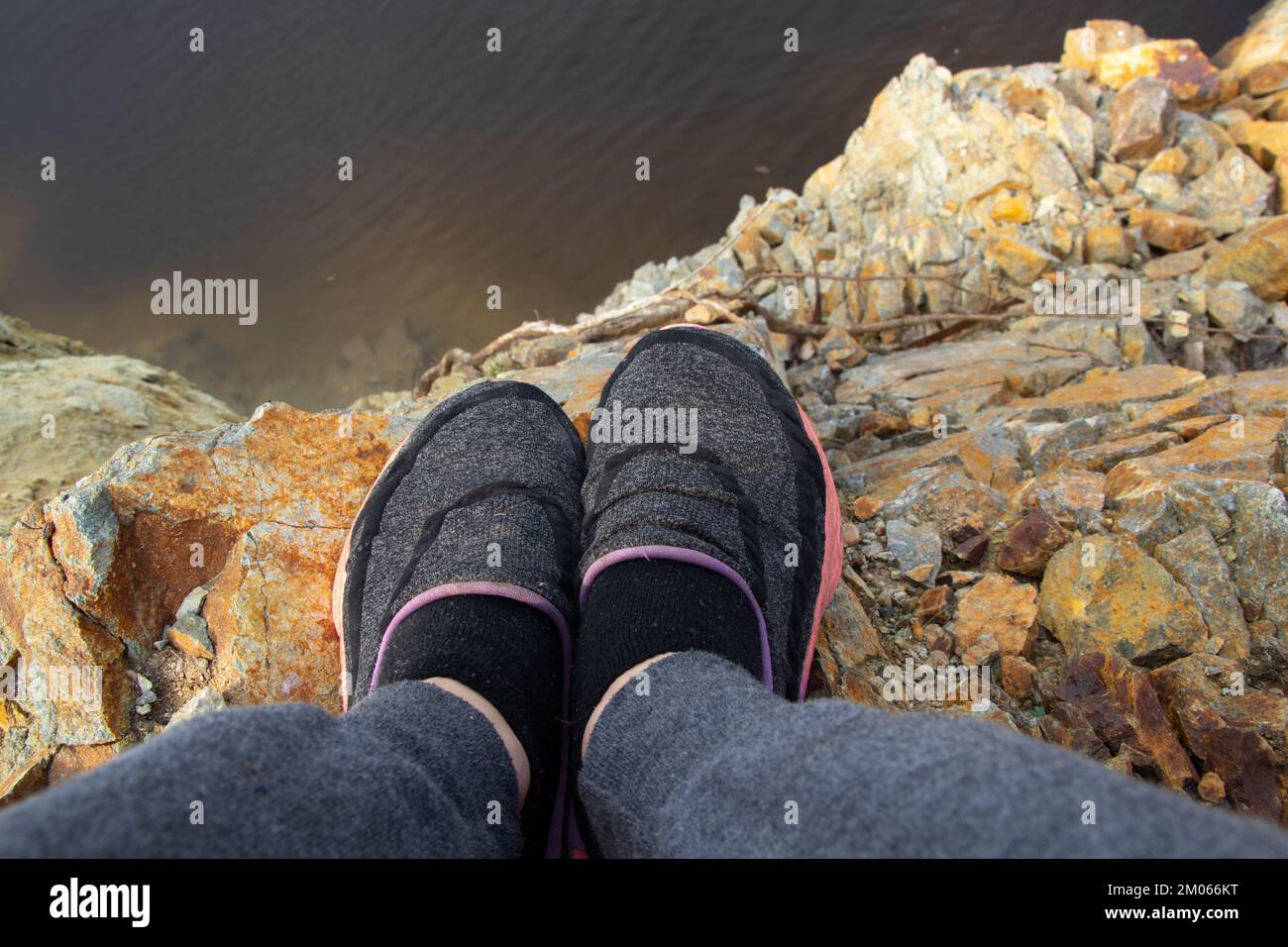 Edge of the earth hi-res stock photography and images - Alamy