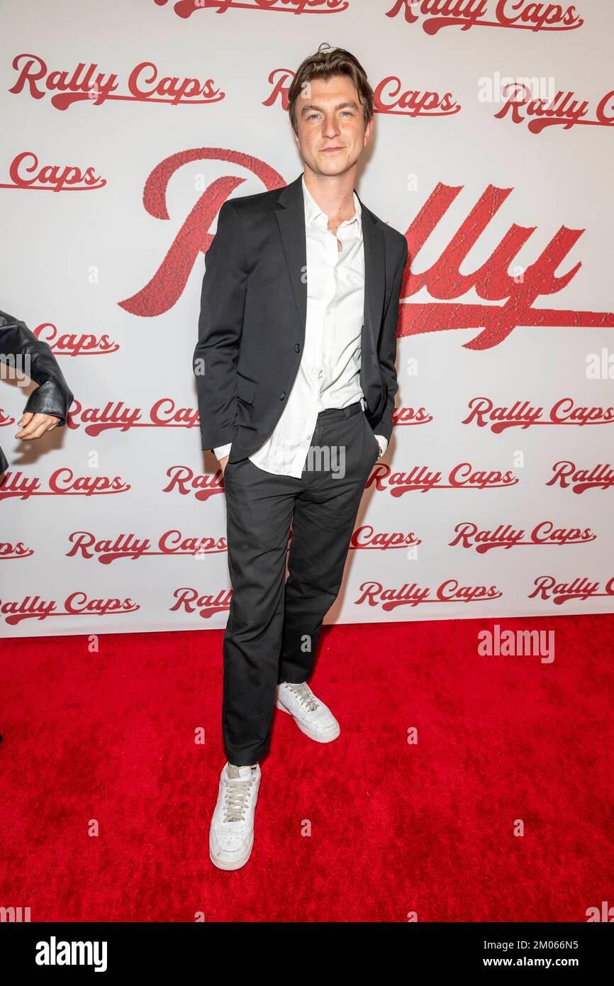 Los Angeles, California, USA. 03rd Dec, 2022. Rowen Kahn attends Los ...