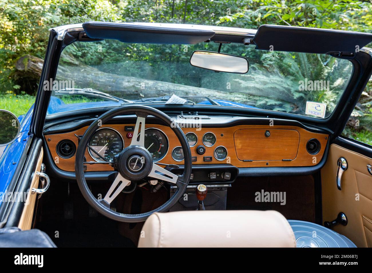 Dashboard tr6 car hi-res stock photography and images - Alamy