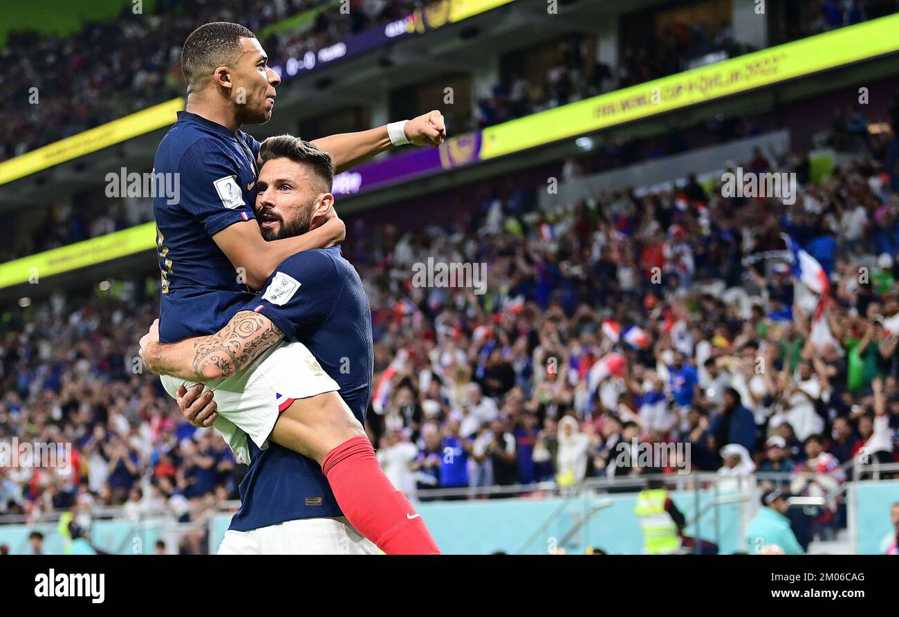 Doha, Katar. 04th Dec, 2022. 1:0 Tor, Jubel, v.l. Kylian Mbappe ...