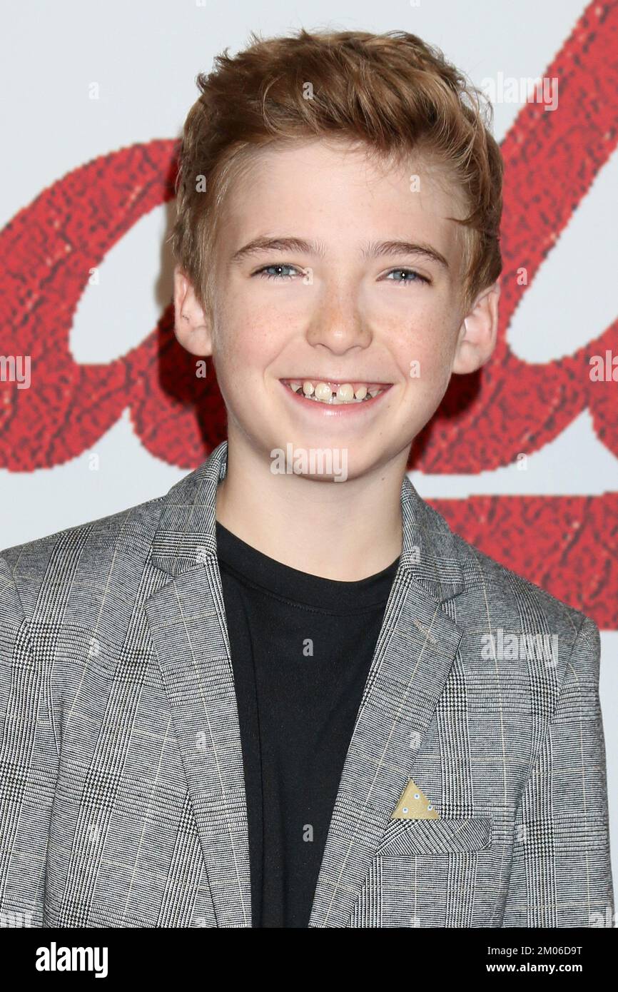 December 3, 2022, Los Angeles, CA, USA: LOS ANGELES - DEC 3: Carson ...