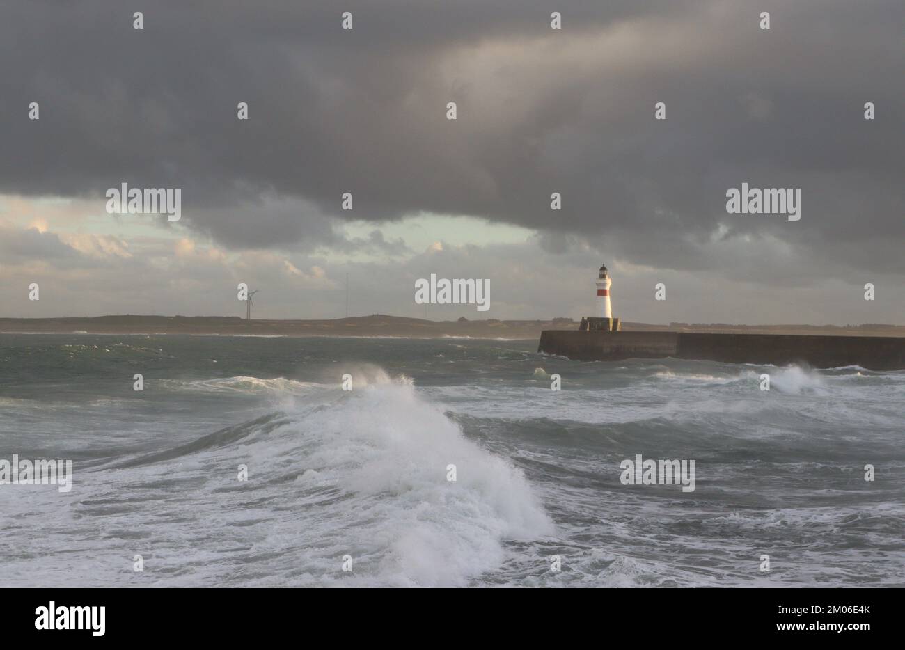 Stormy sea at the Golden Horn, Fraserburgh Stock Photo - Alamy
