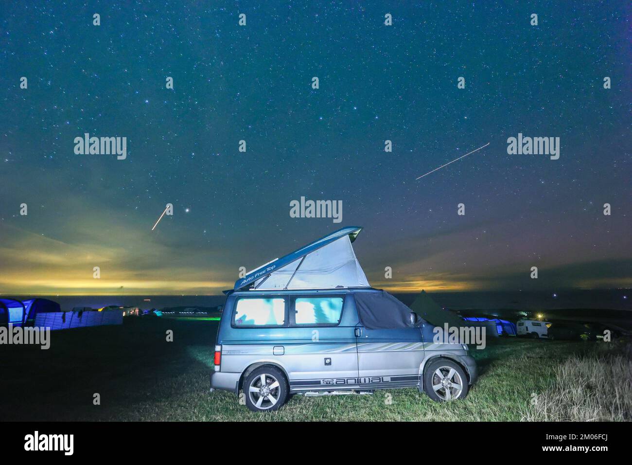 Mazda Bongo,Mazda Bongo Friendee,campervan,van,vanlife,parked,at,remote ...