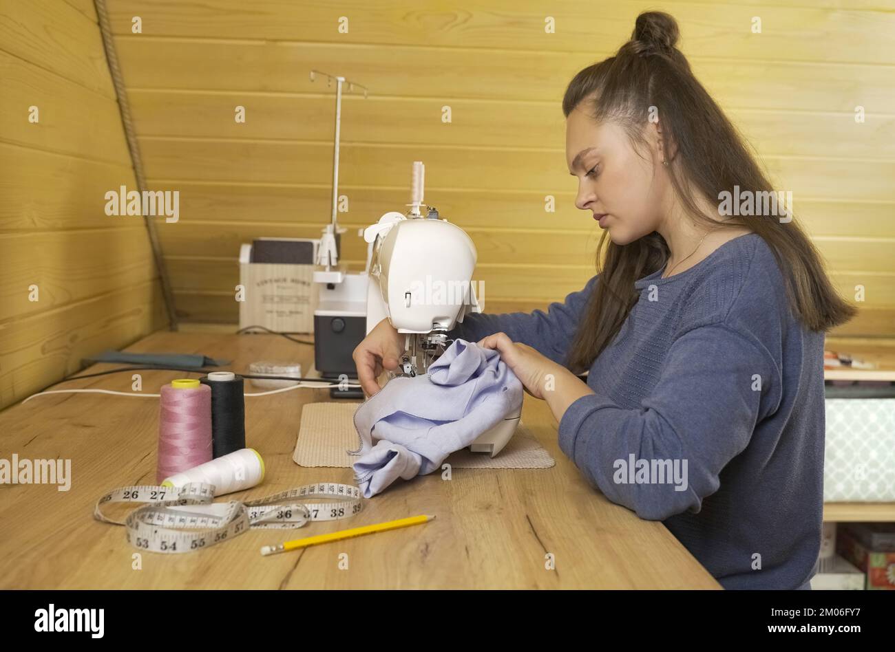 Fashion designer sews dress hi-res stock photography and images - Alamy