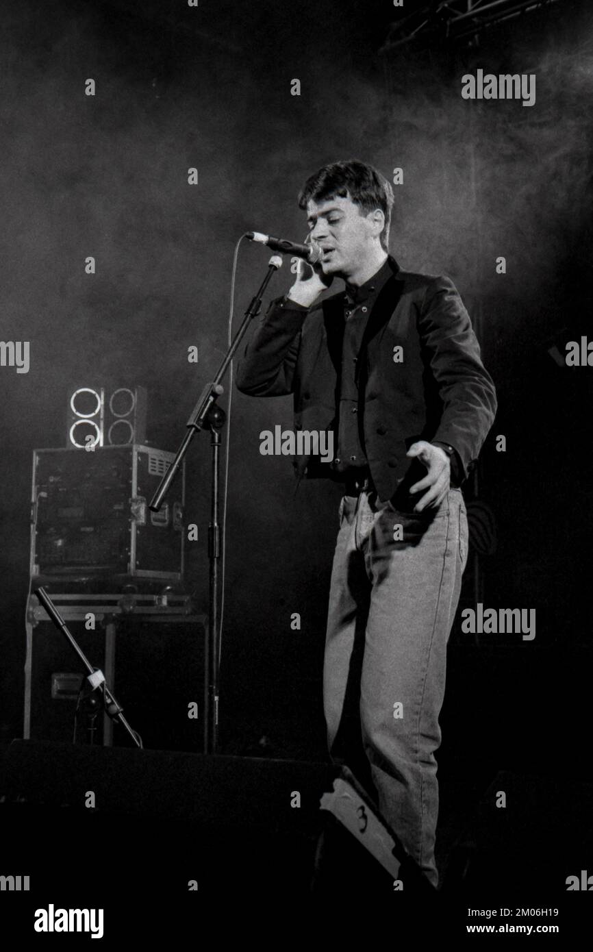 Denez Prigent performing Breton gwerz and kan ha diskan at Rock Aux ...