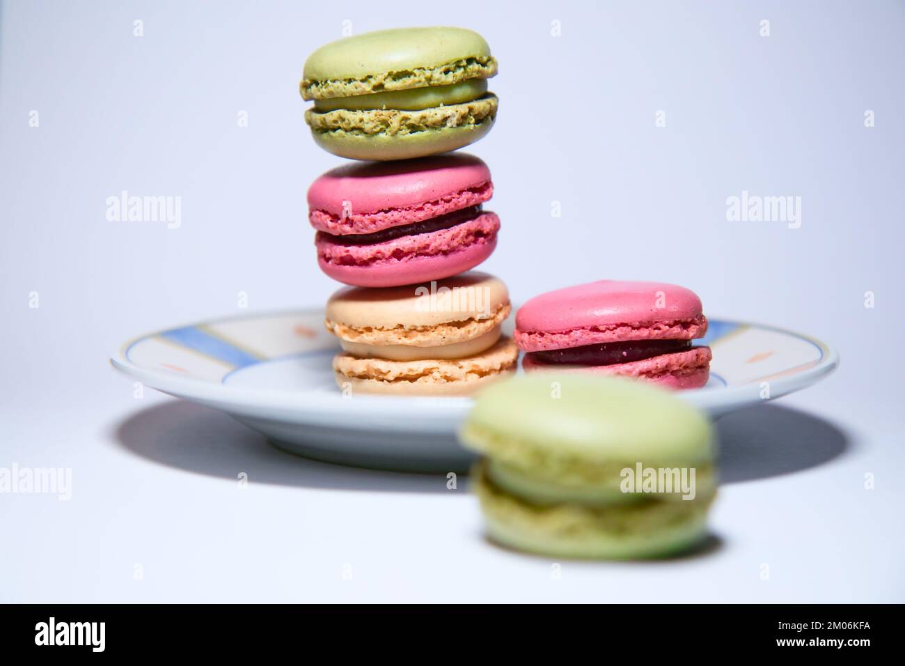 Stacked macarons hi-res stock photography and images - Alamy