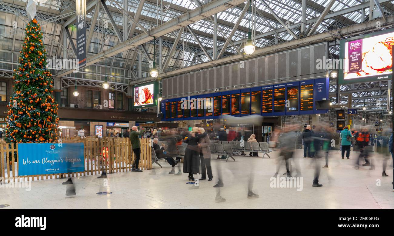 Central Train Station, Glasgow, the Northern Terminus of the West Coast ...