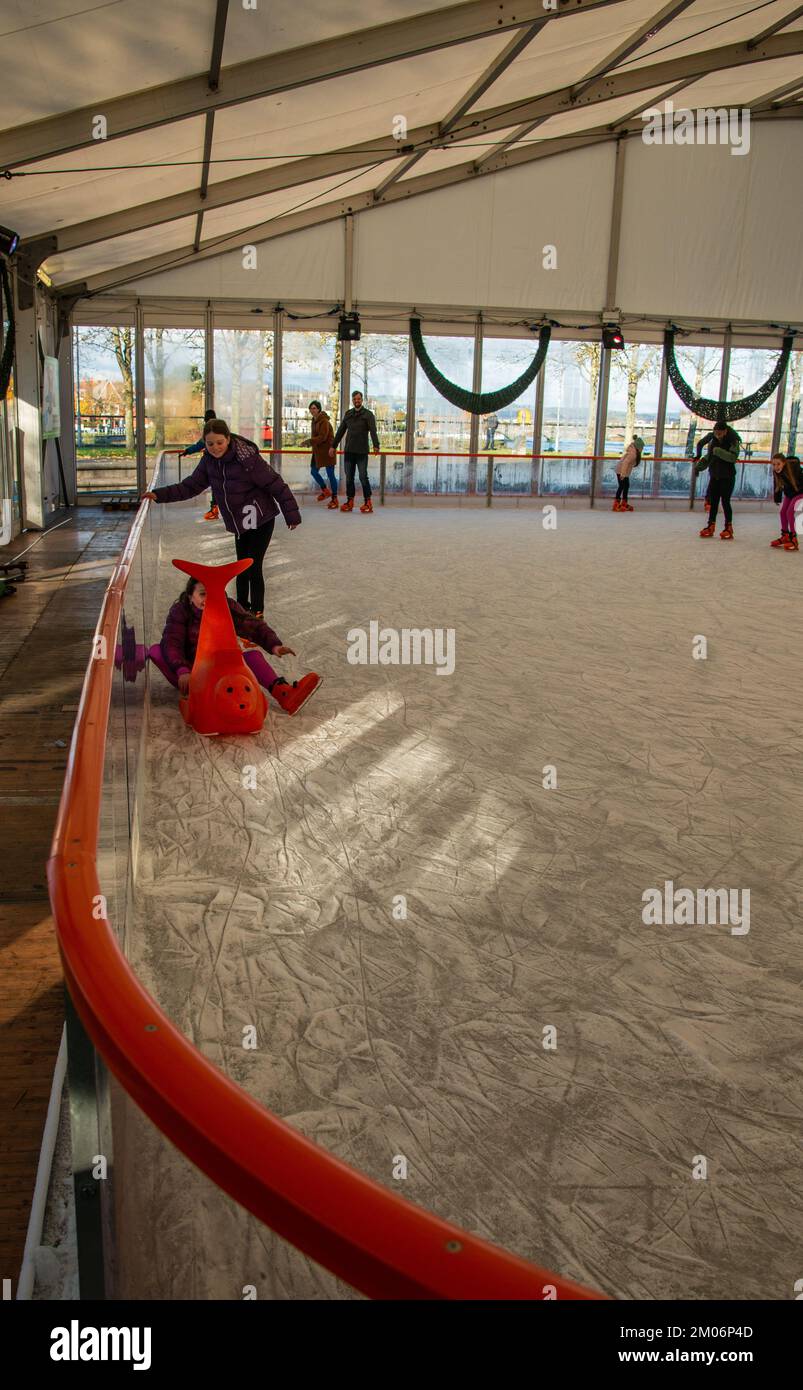 Limerick Christmas , ice rink in the city center and a colorful fair ...