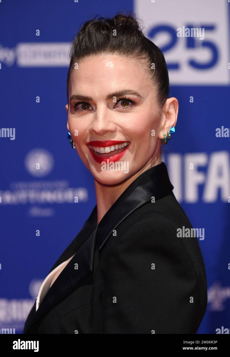 London, UK. 04th Dec, 2022. December 5th, 2022, London, UK. Hayley ...