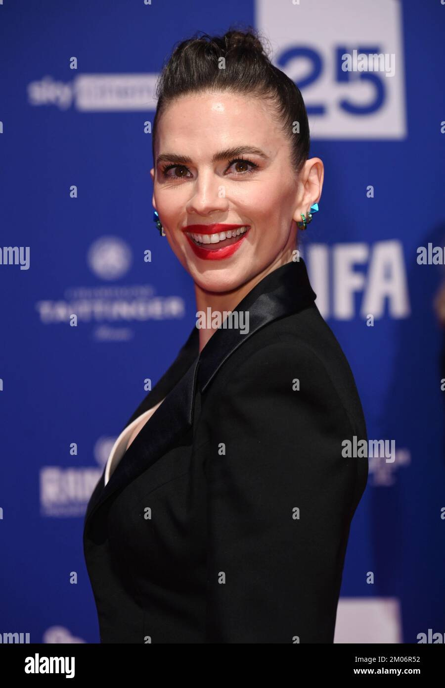 London, UK. 04th Dec, 2022. December 5th, 2022, London, UK. Hayley ...