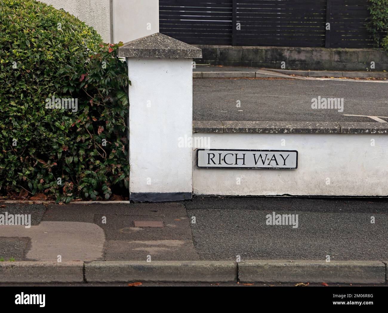 Rich Way road sign. Brecon scenes. Autumn / winter 2022. December Stock ...