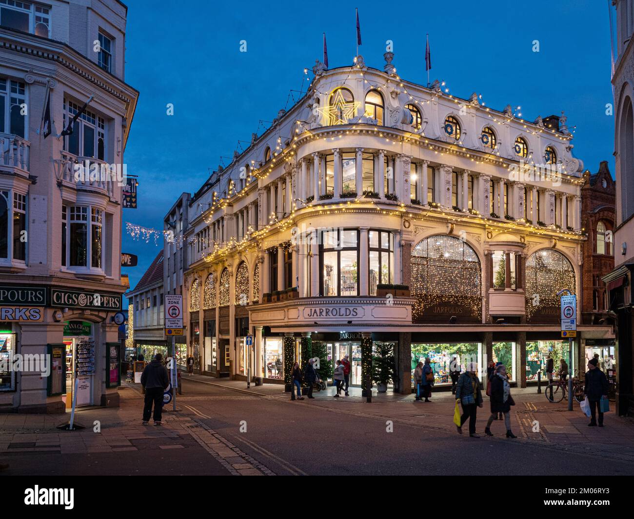 Jarrolds Department Store in central Norwich, architect George Skipper ...