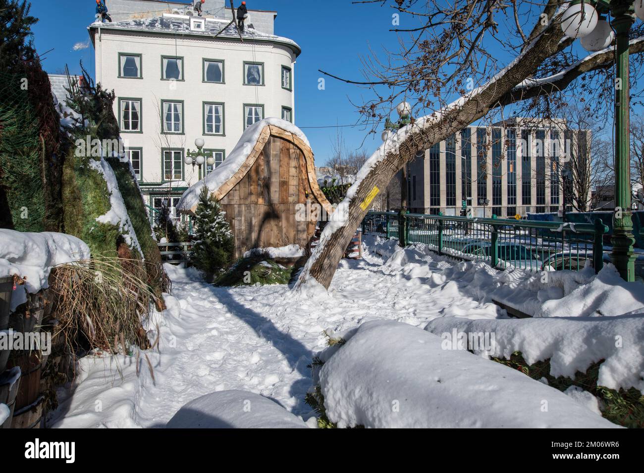 Christmas shack on rue du Petit Champlain in Quebec City Stock Photo ...