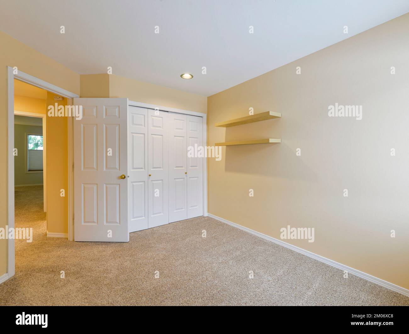 Modern residential empty bedroom interior Stock Photo - Alamy