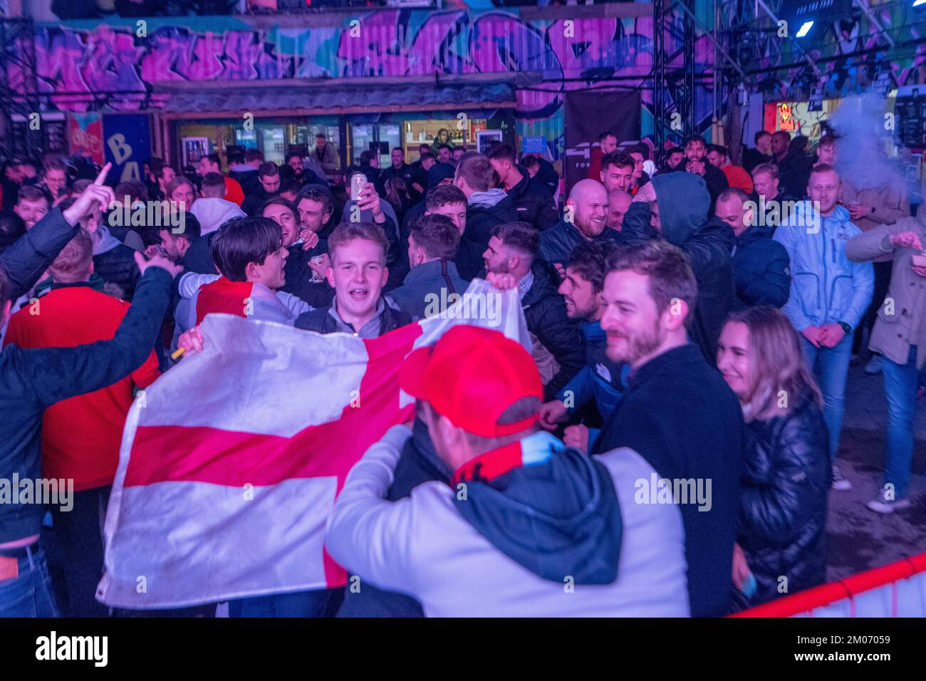 Soccar fan hi-res stock photography and images - Alamy