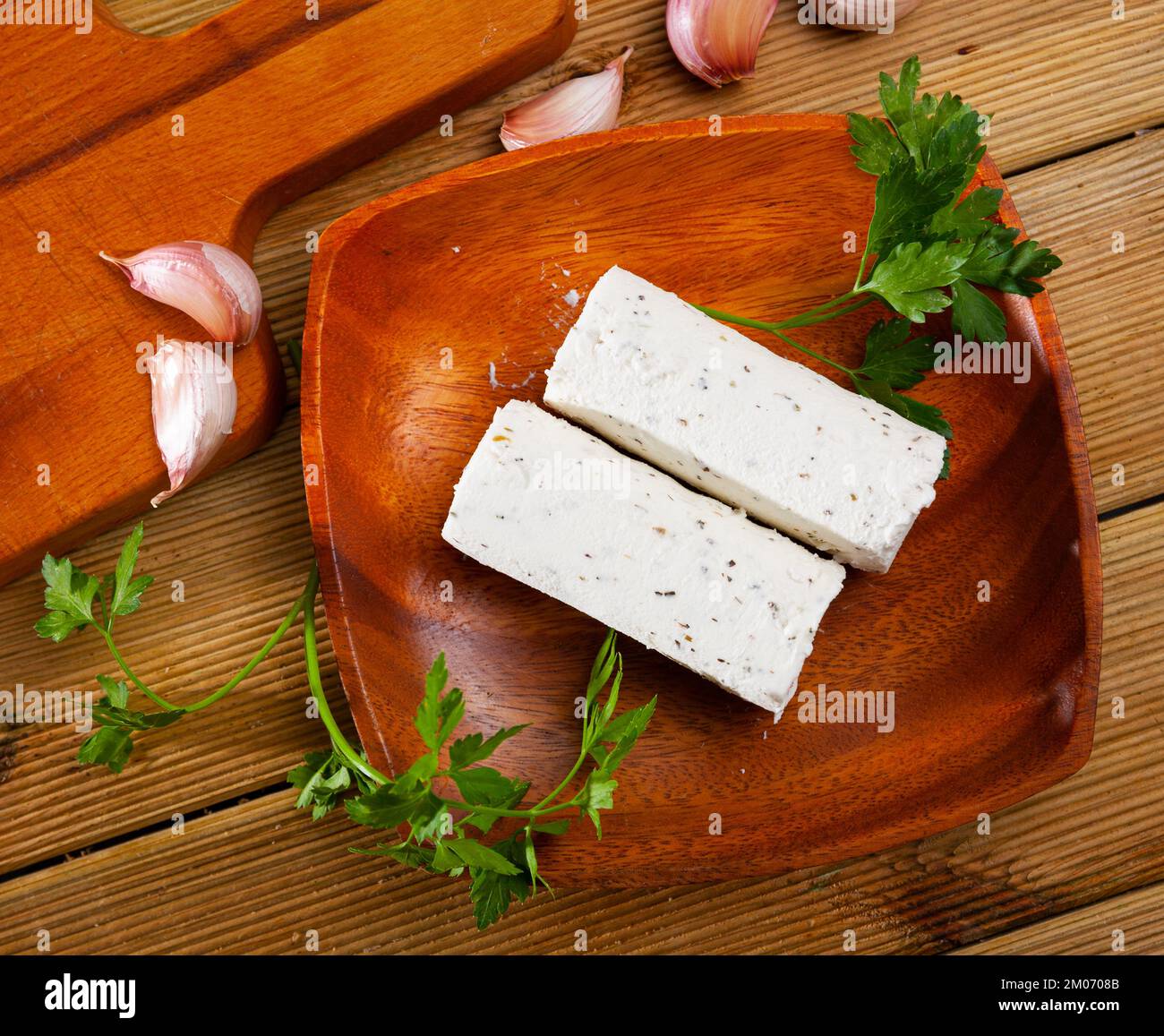 Soft cheese goat log hi-res stock photography and images - Alamy