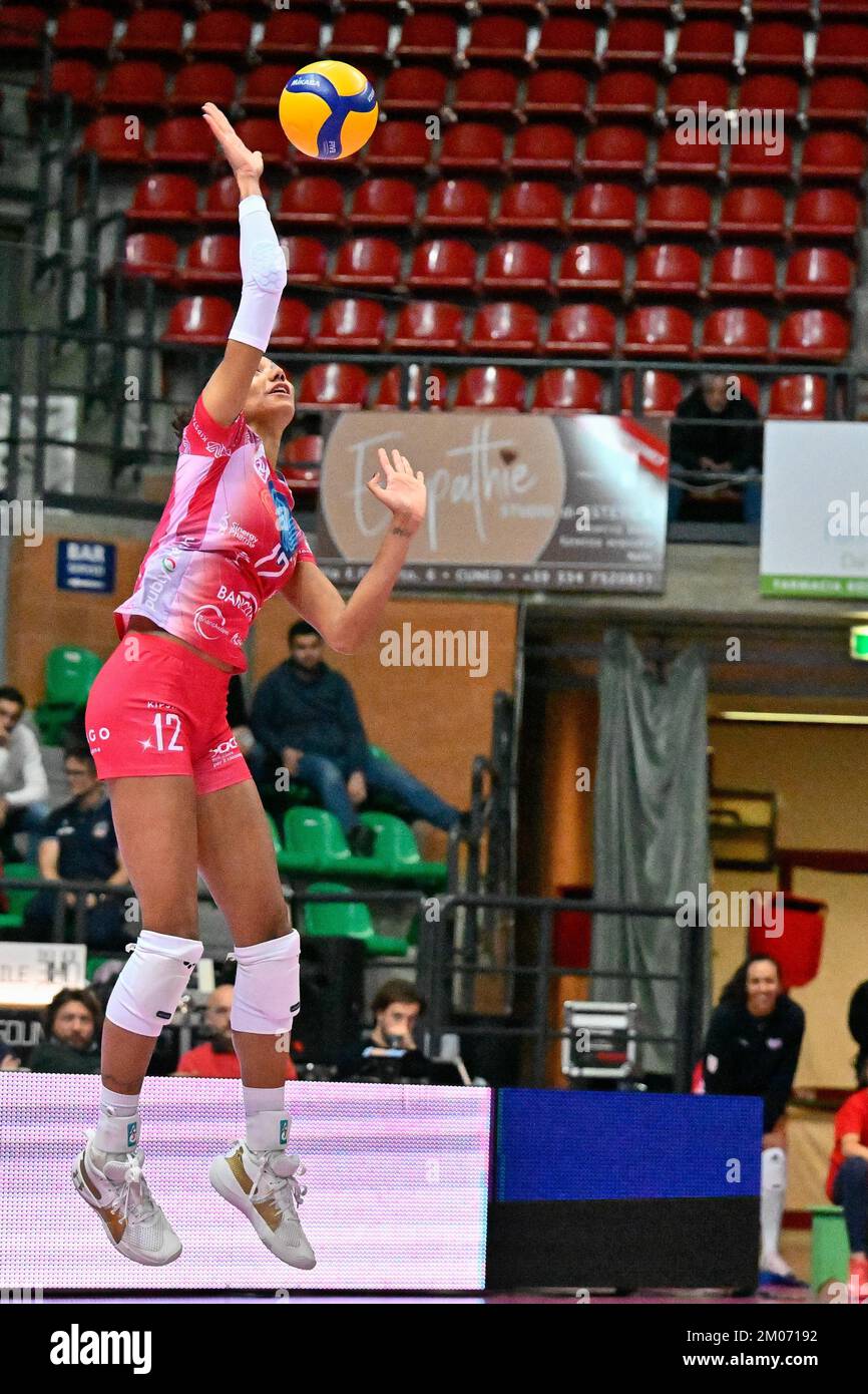 Jordan thompson volleyball hi-res stock photography and images - Alamy