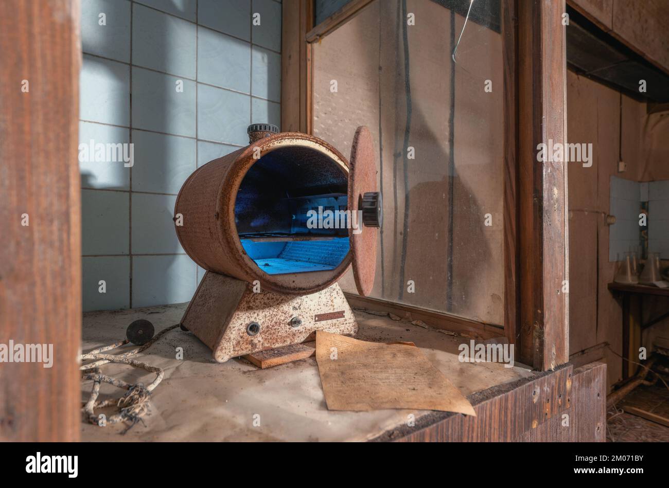 Old abandoned equipment in an abandoned chemical laboratory Stock Photo ...