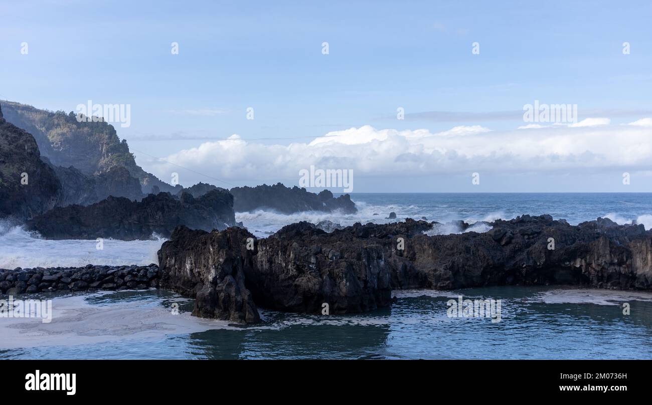 Sharp cliffs hi-res stock photography and images - Alamy