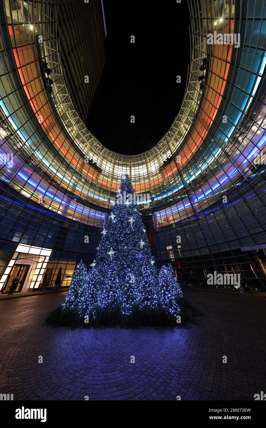 The Christmas tree outside the Bloomberg Tower on Beacon Court in New ...