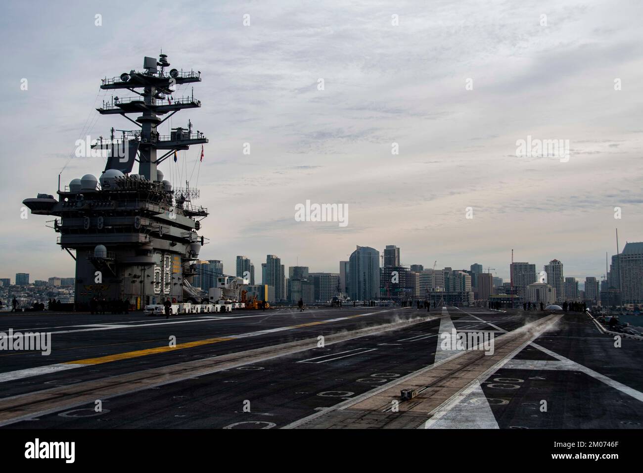 221203-N-YS933-1108 CORONADO, Calif. (Dec. 3, 2022) The aircraft ...