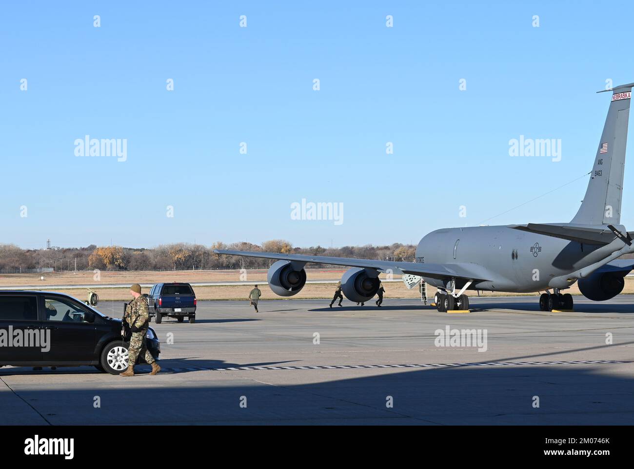 Alert crews from the 155th Operations Squadron respond to the aircraft ...