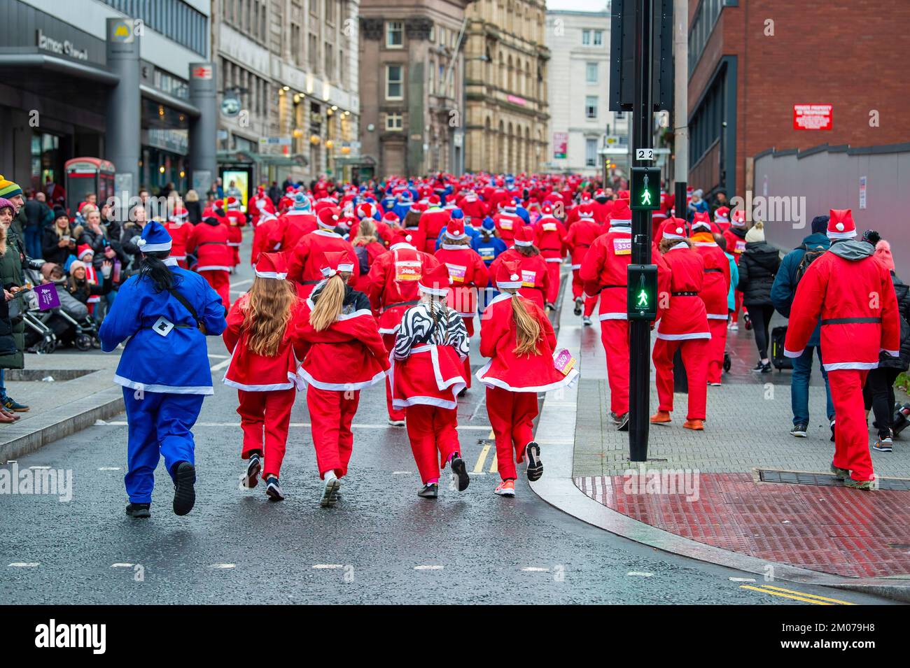 Btr liverpool santa dash hi-res stock photography and images - Alamy