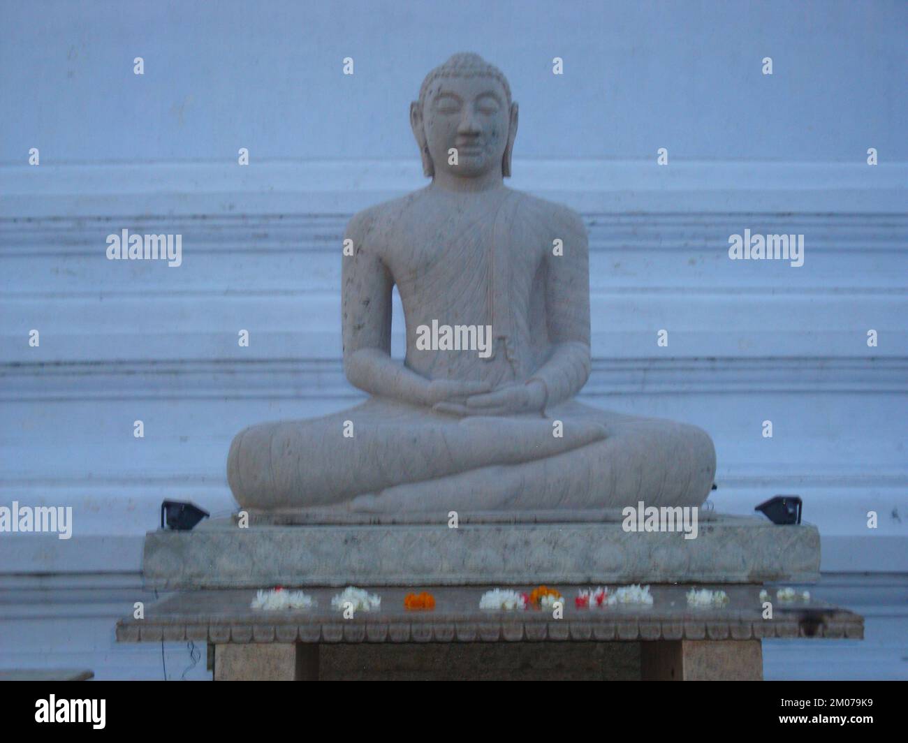 The Ruwanweli Maha Seya, also known as the Mahathupa, is a stupa in ...