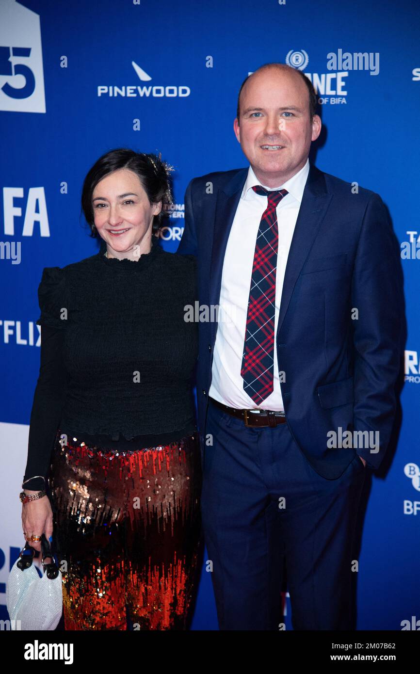 London, UK. 04th Dec, 2022. Pandora Colin and Rory Kinnear attending ...