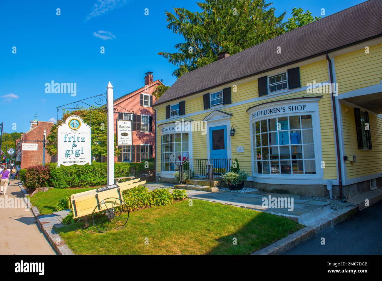 Barrow Book Store at 79 Main Street in historic town center of Concord ...