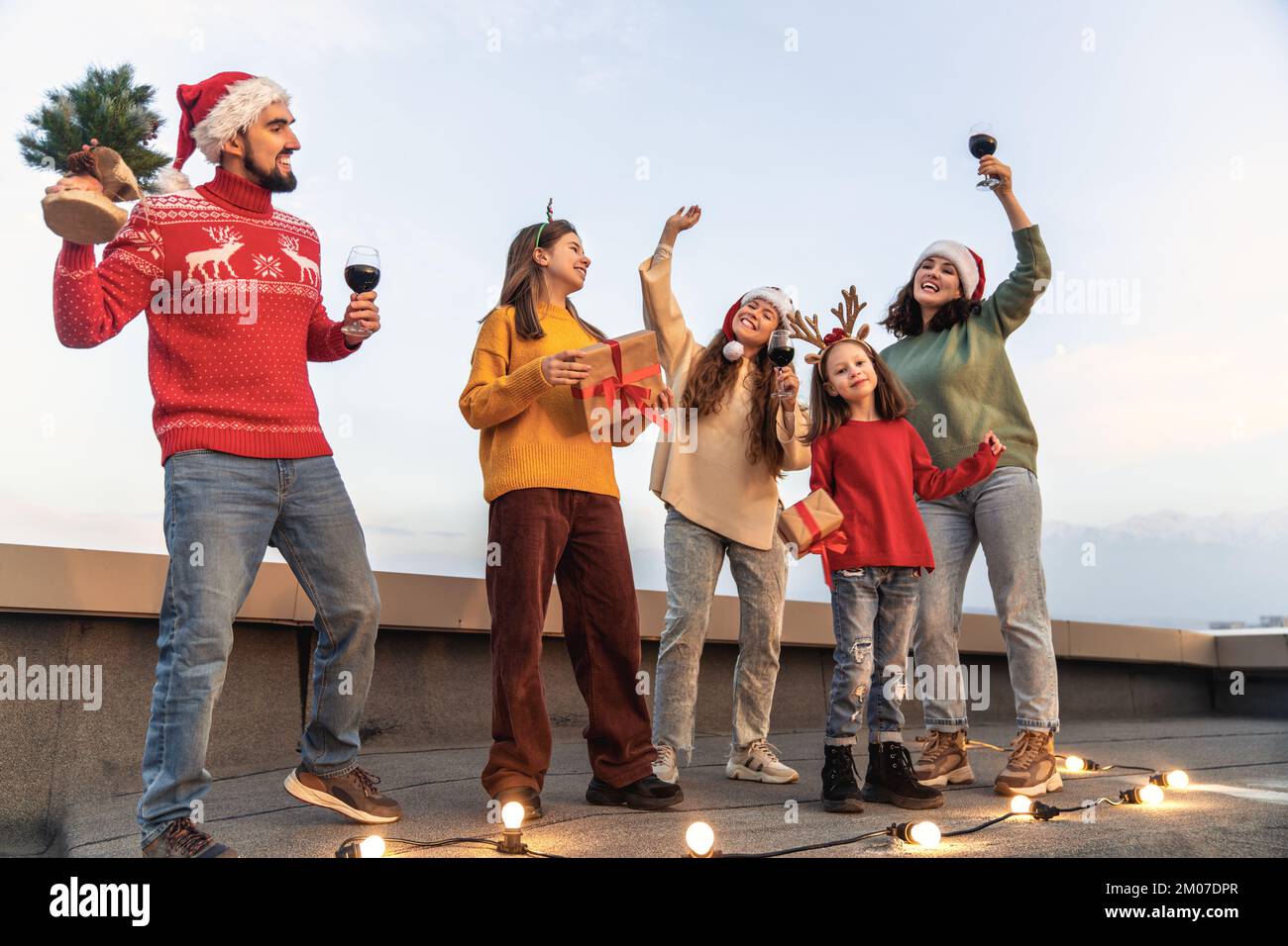 Adults with kids hi-res stock photography and images - Alamy
