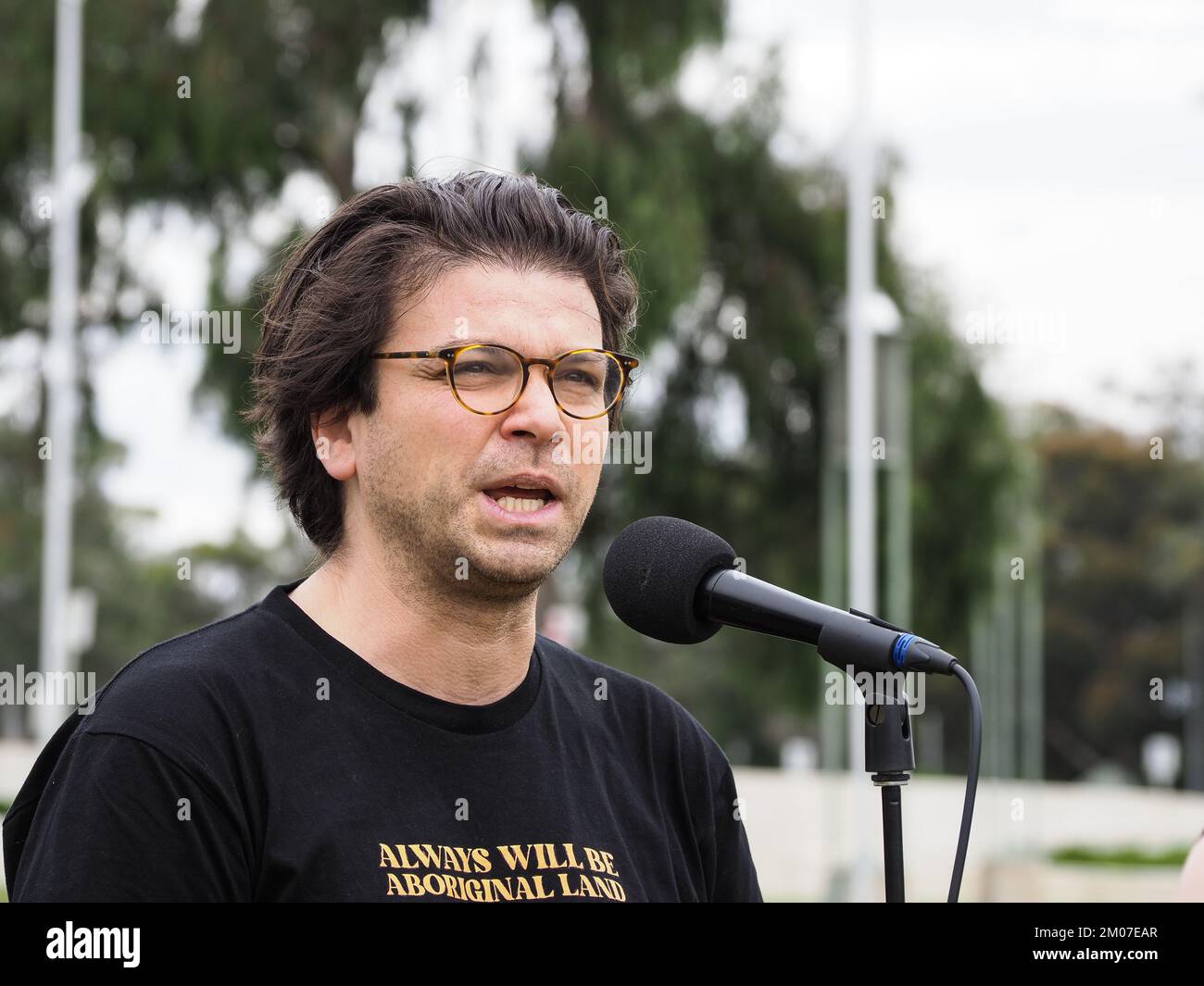 Tim hollo hi-res stock photography and images - Alamy