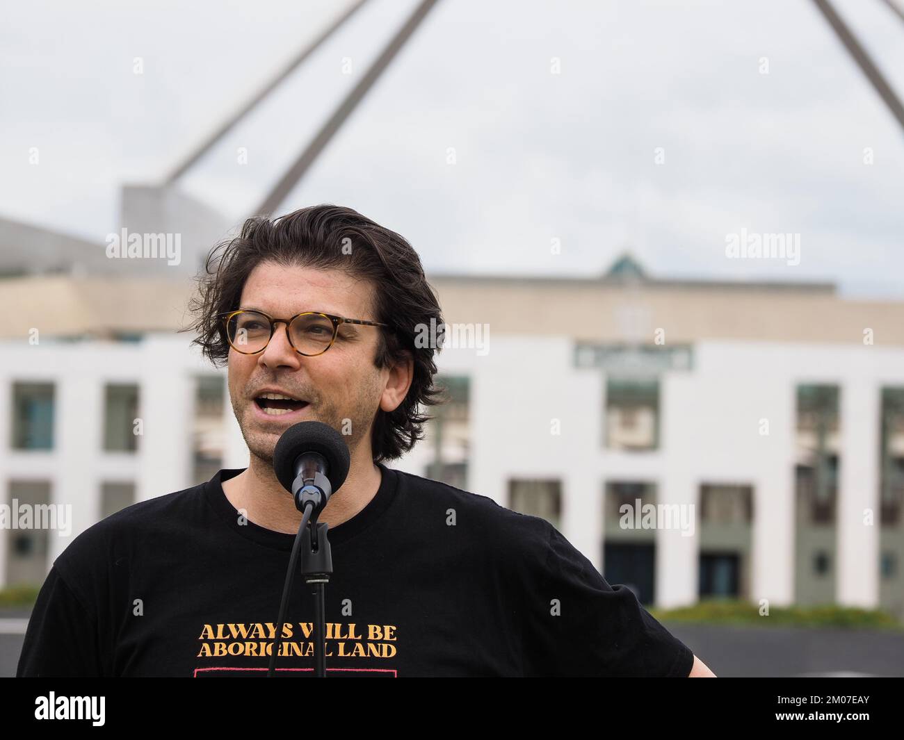 Tim hollo hi-res stock photography and images - Alamy