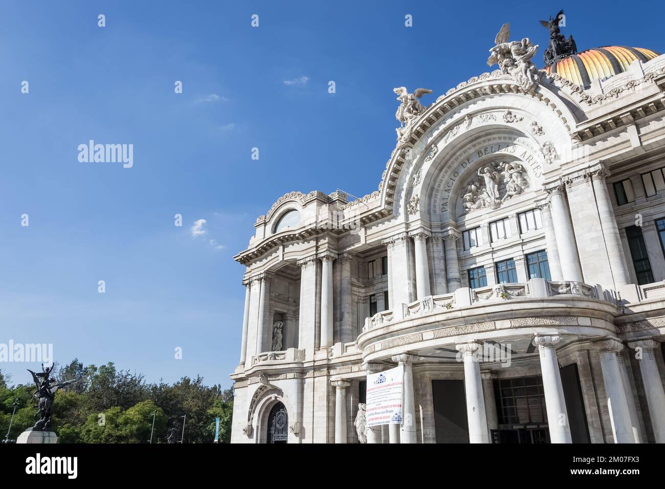 Architectural detail of the Palacio de Bellas Artes (Palace of Fine ...