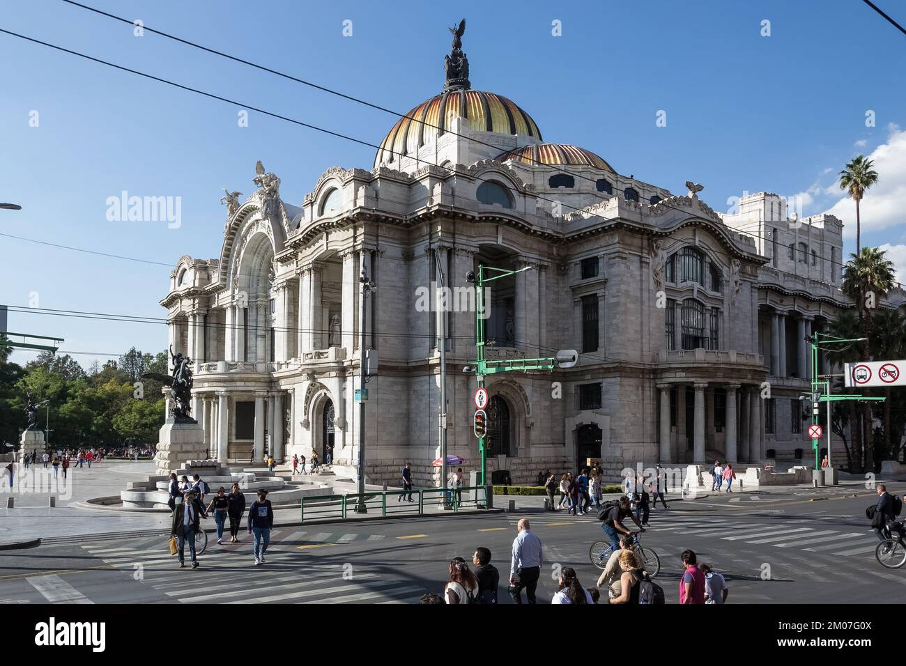 Architectural detail of the Palacio de Bellas Artes (Palace of Fine ...